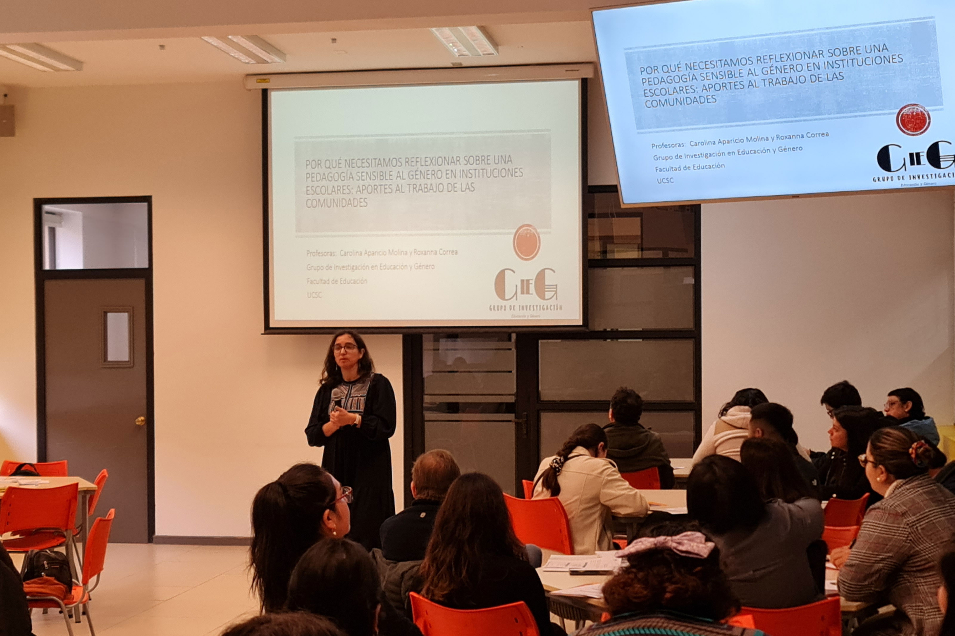 Seminario abordó desafíos de pedagogía sensible al género - UCSC