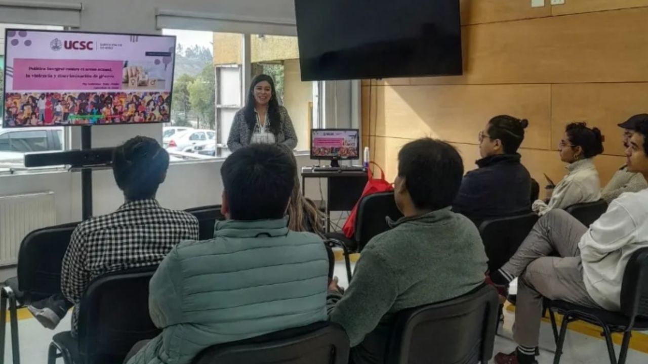 Estudiantes de postgrado reciben formación sobre política integral de ...
